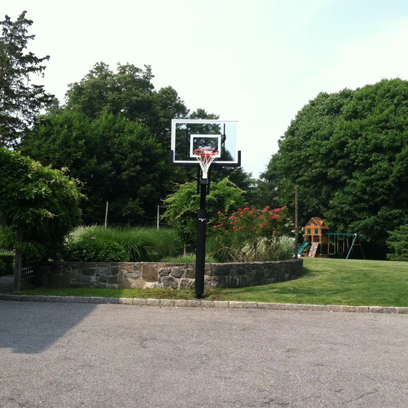 outdoor basketball hoop